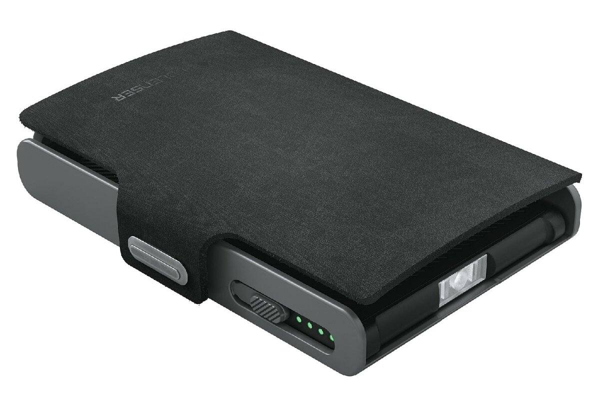 LED LENSER Flexible Wallet - zumoo